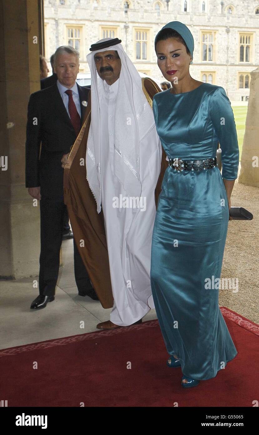 Emir von Katar Scheich Hamad bin Khalifa Al Thani und Sheika Mozah bint ...