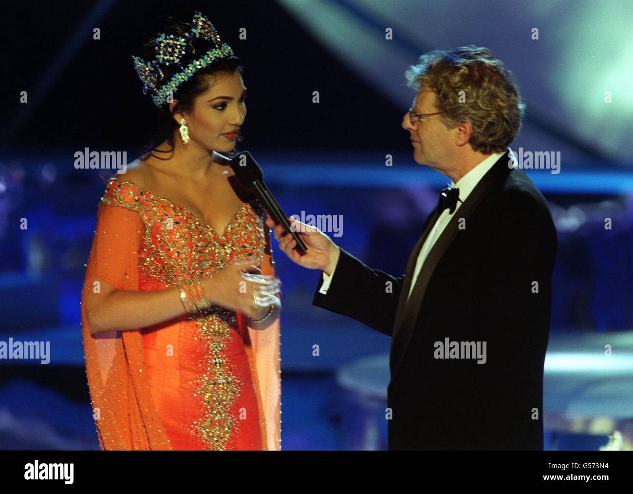 Miss world 2000 miss india -Fotos und -Bildmaterial in hoher Auflösung ...