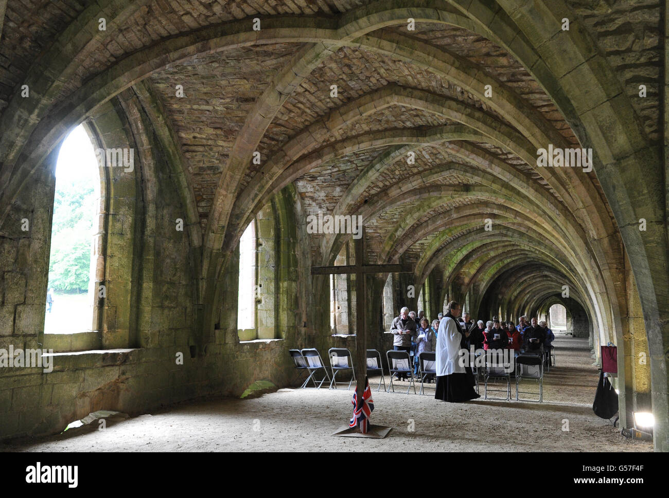 Die Rektorin der Fountains Abbey, Caroline Falkingham, wird im ...