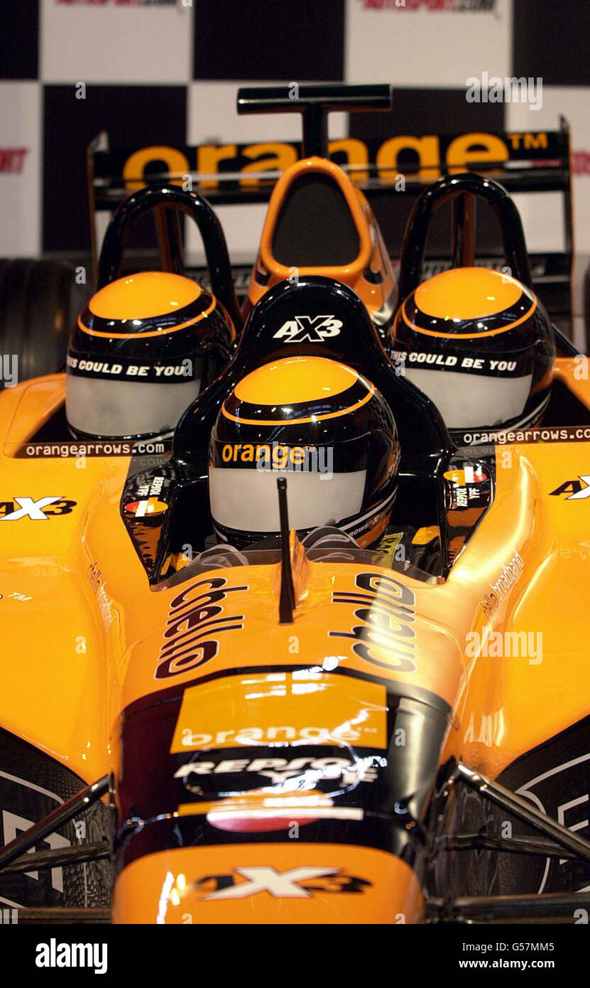 Das Arrows Formel 1-Team stellt auf der Autosport Show in Birmingham ...