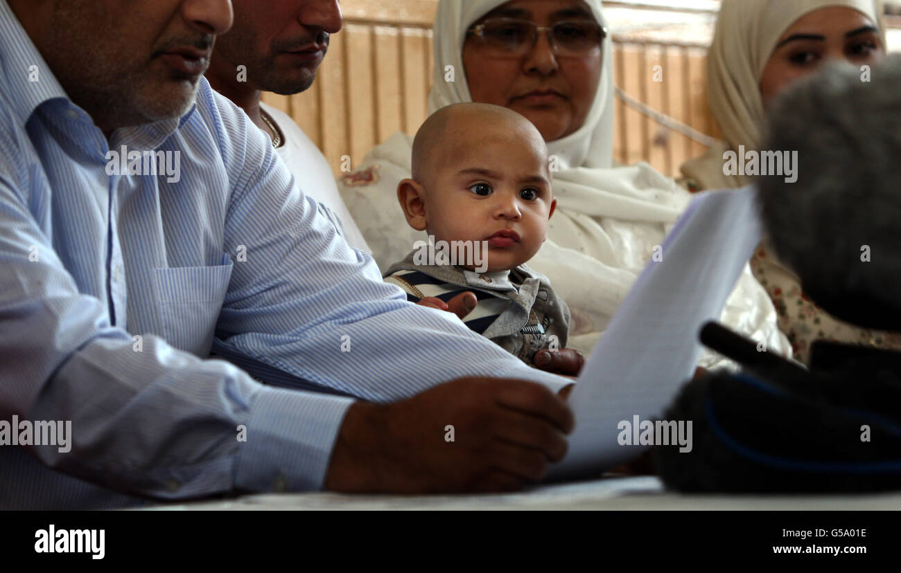Der sohn ermordete shazad ali -Fotos und -Bildmaterial in hoher ...