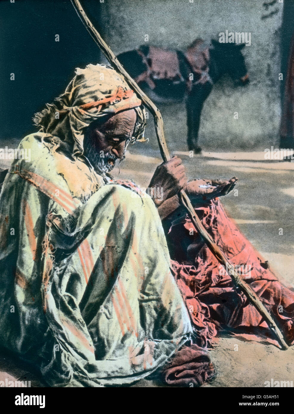 Sterben Sie Hohe "Armut" Zwingt Viele Zum Betteln. Marokko, Marokko ...