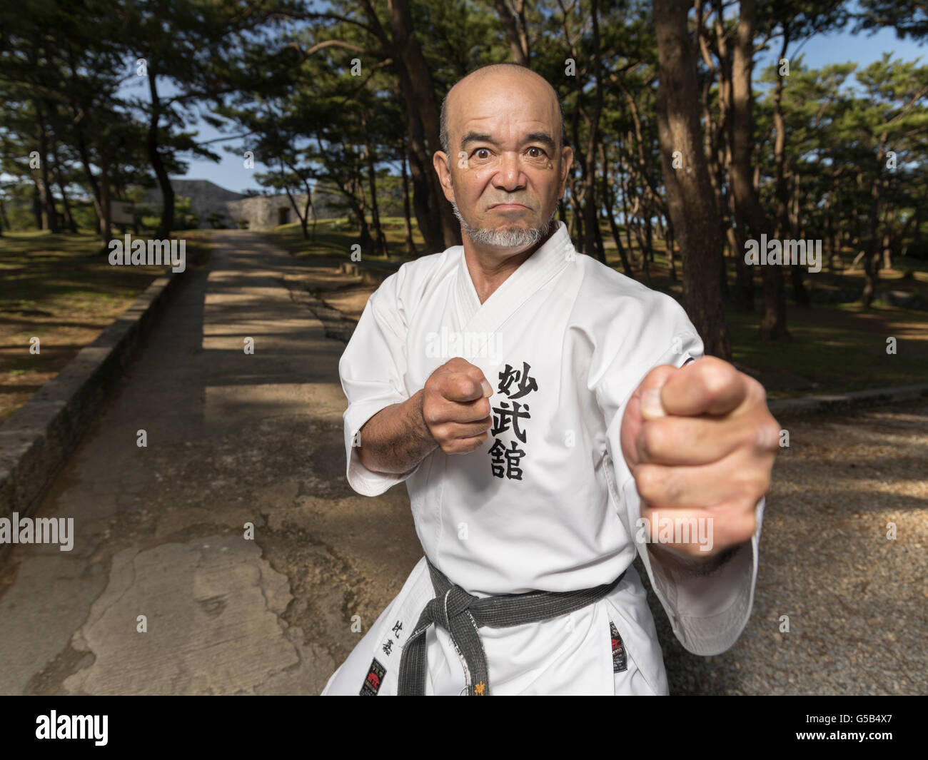 Masaharu Higa 8. Dan Okinawa Shorin-Ryu Karate-Do Myobu-kan Yomitan ...