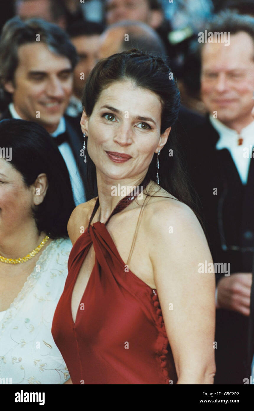 Julia ormond 2 -Fotos und -Bildmaterial in hoher Auflösung – Alamy