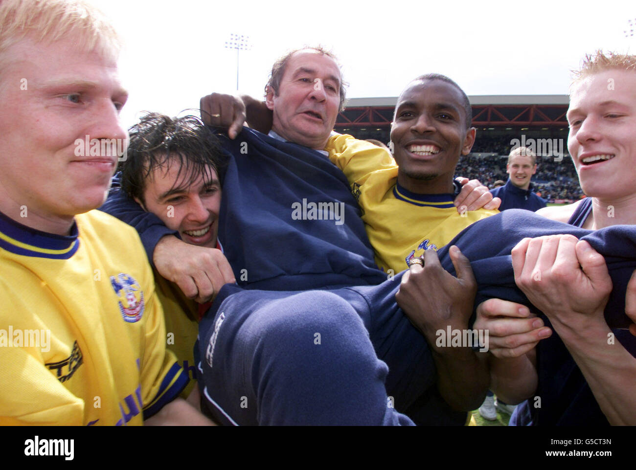 Steve kember rechts terry bullivant -Fotos und -Bildmaterial in hoher ...