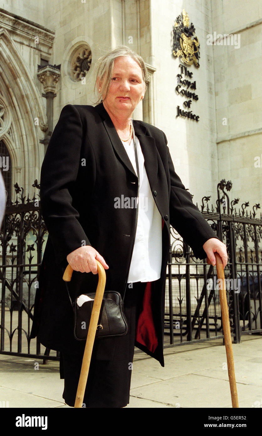 Transsexuelle von mann zu frau -Fotos und -Bildmaterial in hoher ...