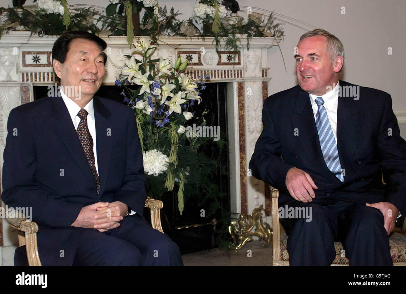 Herr zhu rongji am viertägigen offiziellen besuch der republik irland ...