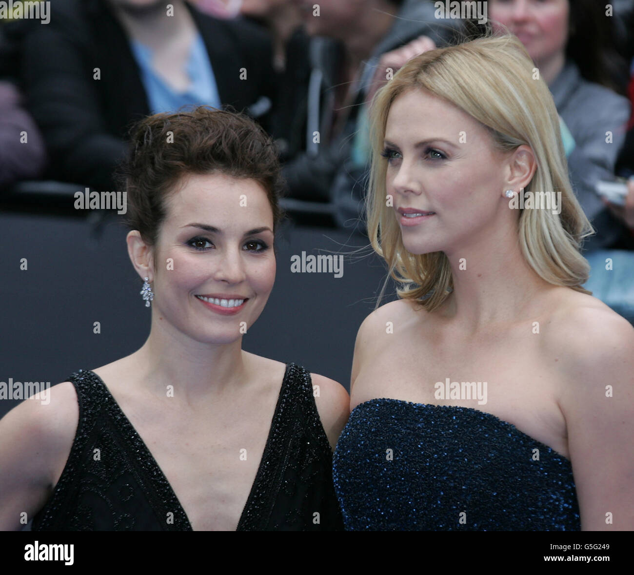 London, UK, 31.05.2012: Charlize Theron & Noomi Rapace besuchen die ...