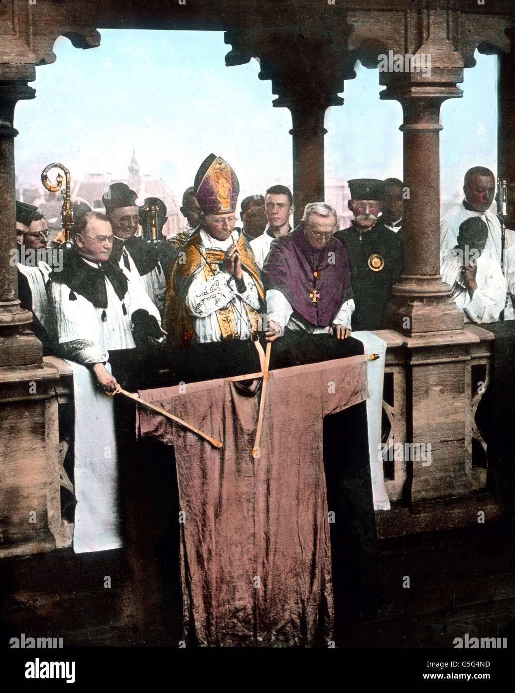 Priester der 1920er jahre -Fotos und -Bildmaterial in hoher Auflösung ...