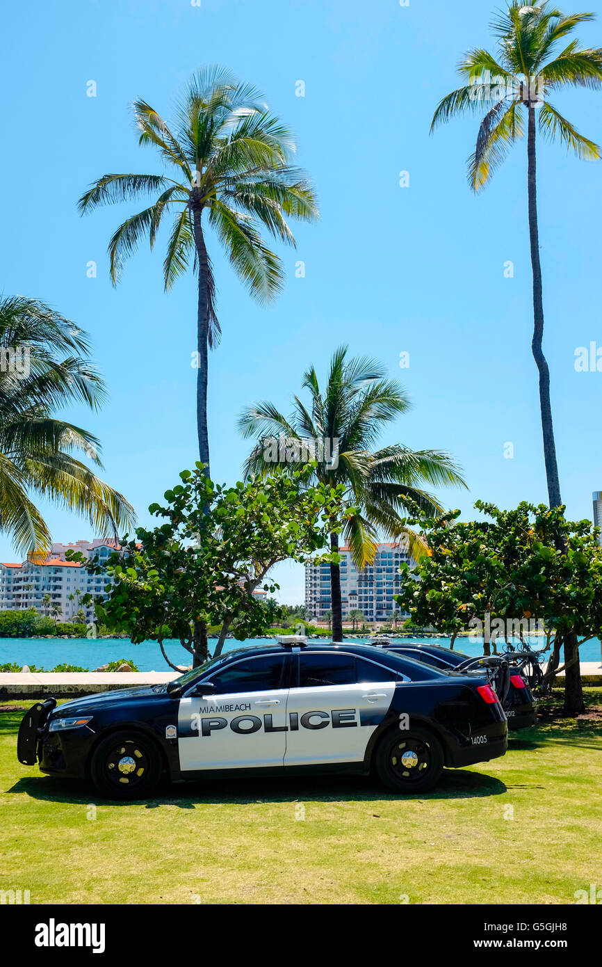 Miami beach police car -Fotos und -Bildmaterial in hoher Auflösung – Alamy