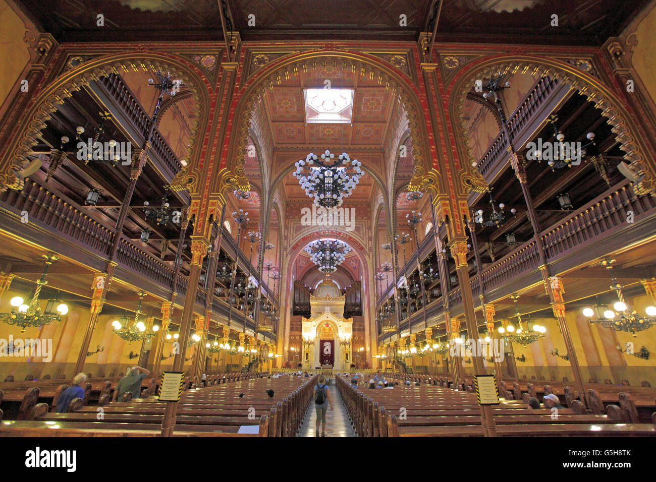 Synagoge innenraum -Fotos und -Bildmaterial in hoher Auflösung – Alamy