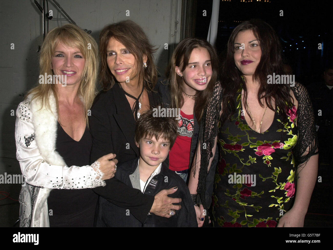 Direkt bei mtvs taping of icon zu ehren seiner band aerosmith -Fotos ...