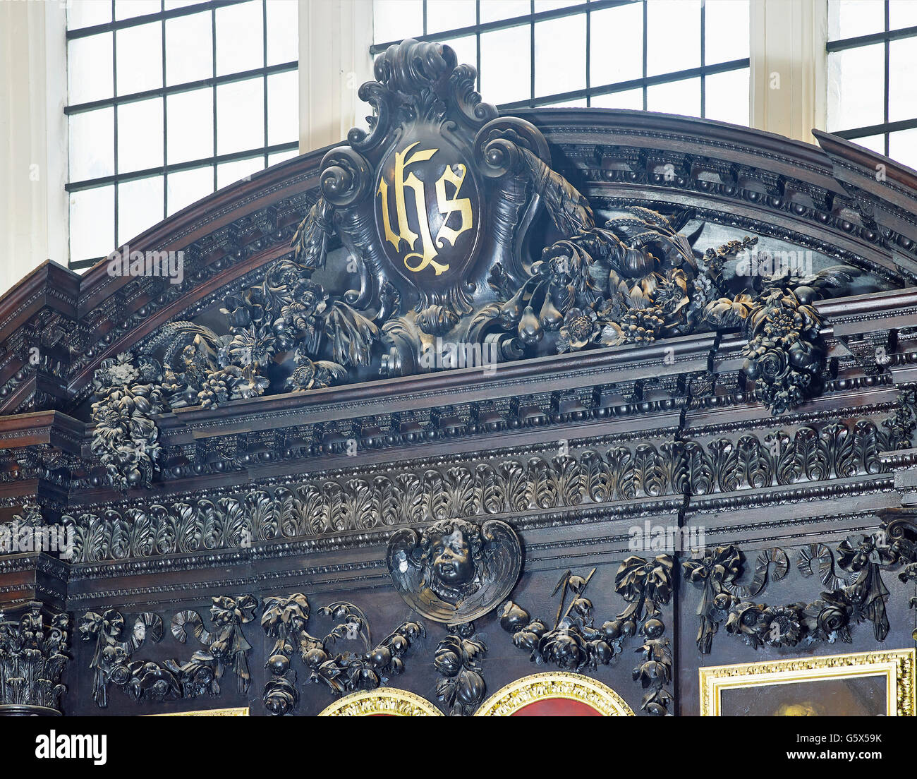 Retabel aus holz -Fotos und -Bildmaterial in hoher Auflösung – Alamy