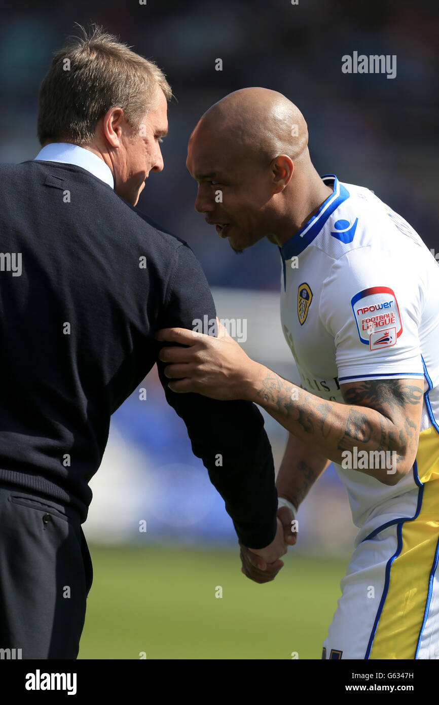 Leeds uniteds el hadji diouf -Fotos und -Bildmaterial in hoher ...