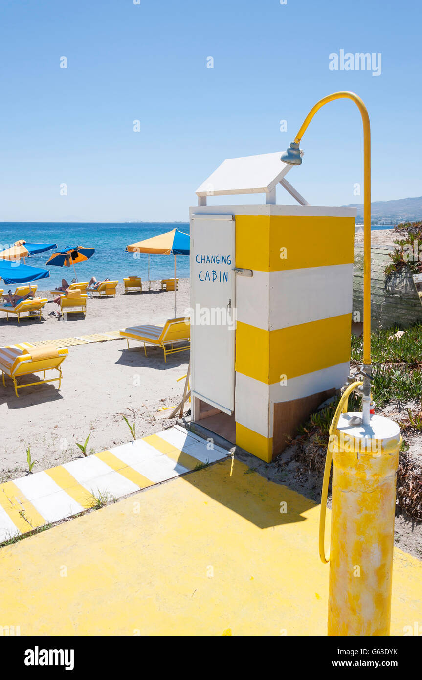 Dusche am strand -Fotos und -Bildmaterial in hoher Auflösung – Alamy