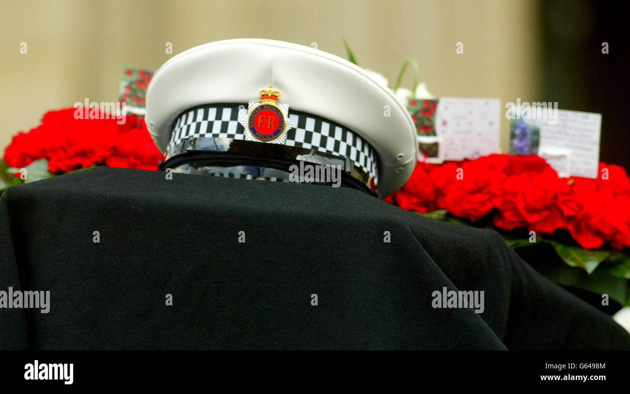 Stephen oake beerdigung -Fotos und -Bildmaterial in hoher Auflösung – Alamy