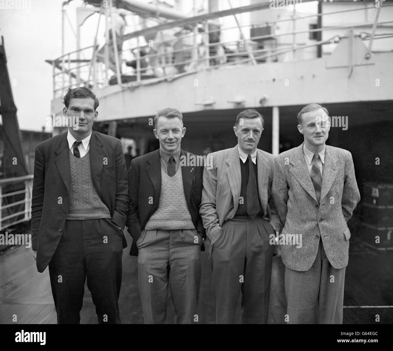 As experience for the 1953 attempt on unconquered everest -Fotos und ...