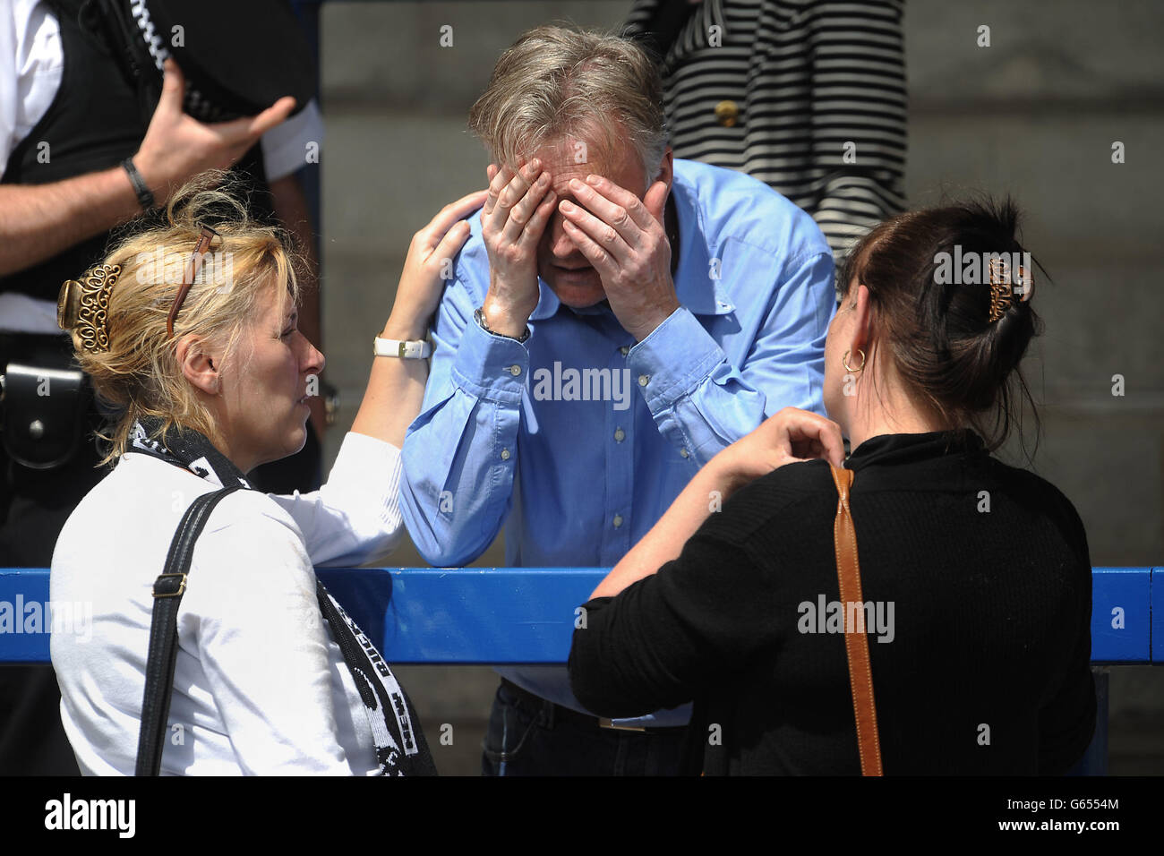 Stephen und Lynette Williams (links) Eltern von Georgia Williams, die ...
