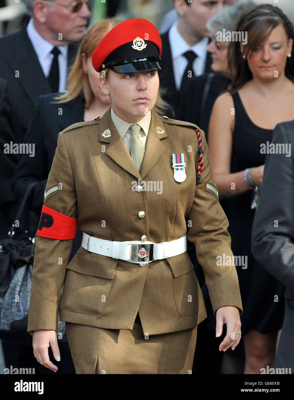 Beerdigung von Lee Rigby. Aimee West kommt zur Beerdigung von Fusilier ...