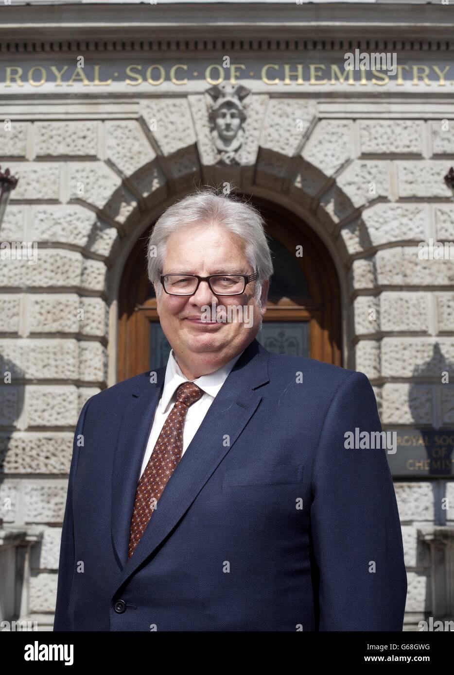 Professor dominic tildesley -Fotos und -Bildmaterial in hoher Auflösung ...