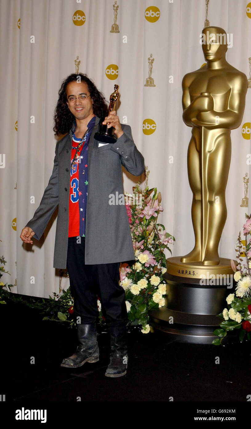Oscars 2003 luis resto -Fotos und -Bildmaterial in hoher Auflösung – Alamy