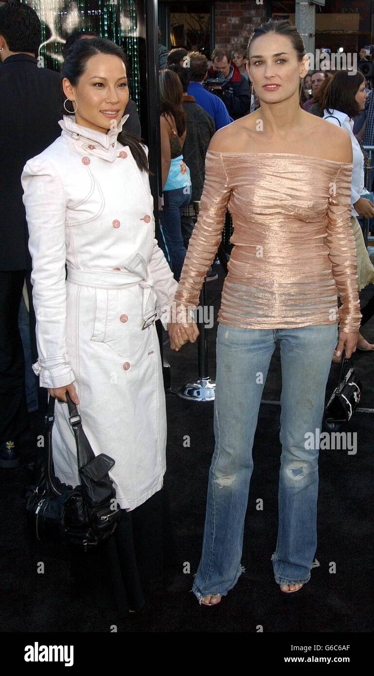 Die Schauspielerinnen Lucy Liu (links) und Demi Moore kommen zur ...