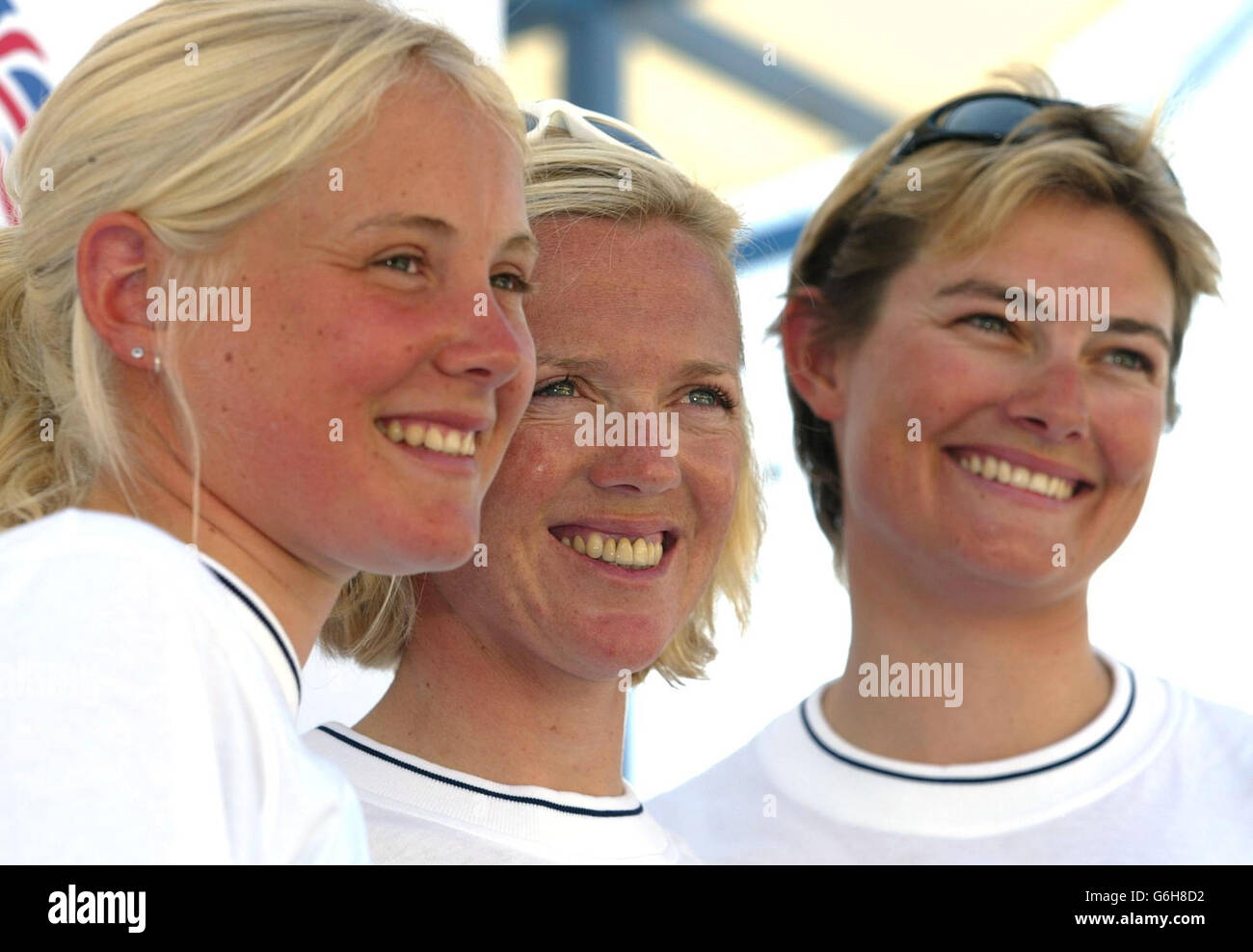 Shirley Robertson (Mitte) und ihre Crew von Sarah Ayton (links) und ...