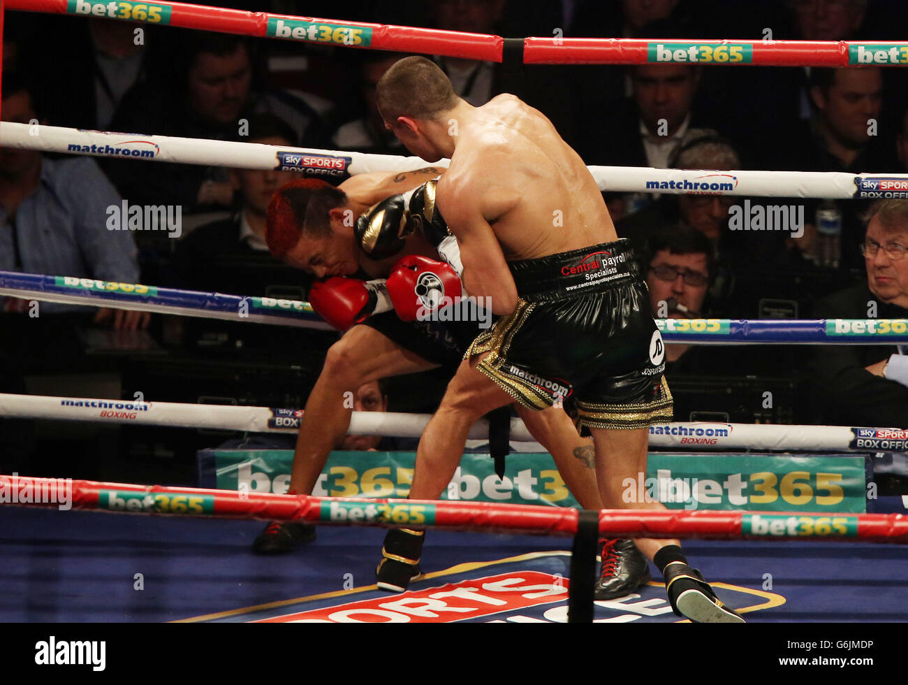 Scott quigg v diego oscar silva -Fotos und -Bildmaterial in hoher ...