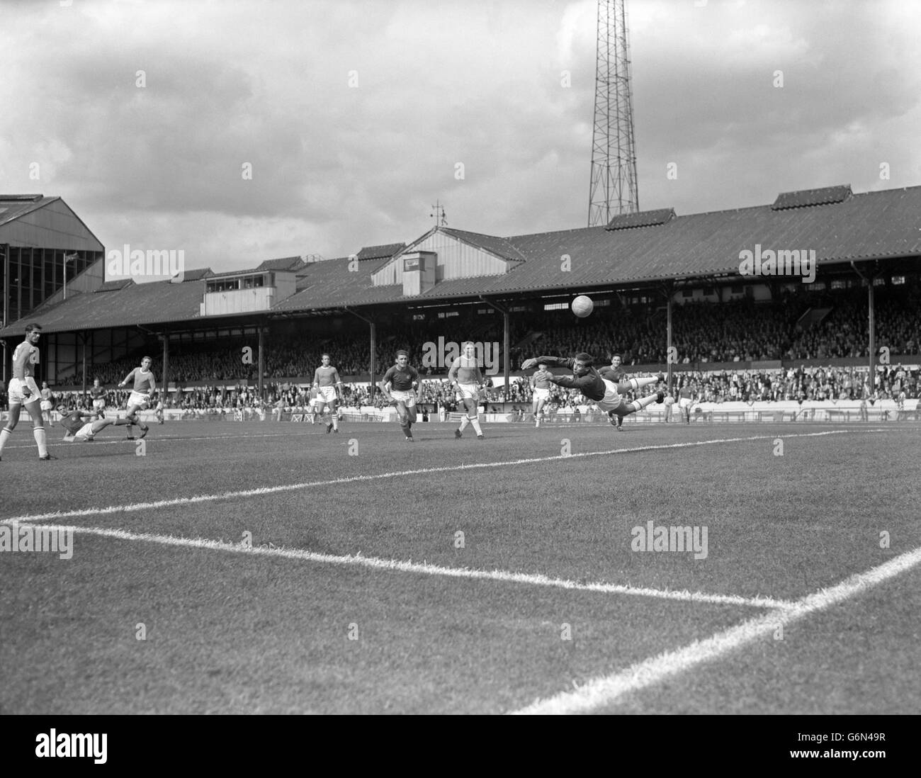 Peter wakeham -Fotos und -Bildmaterial in hoher Auflösung – Alamy