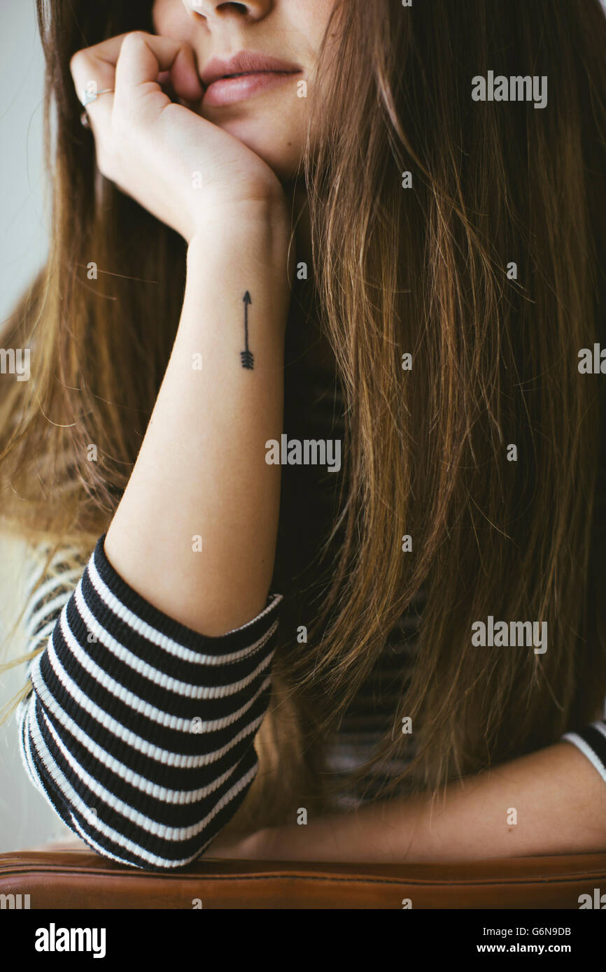 Unterarm haar -Fotos und -Bildmaterial in hoher Auflösung – Alamy