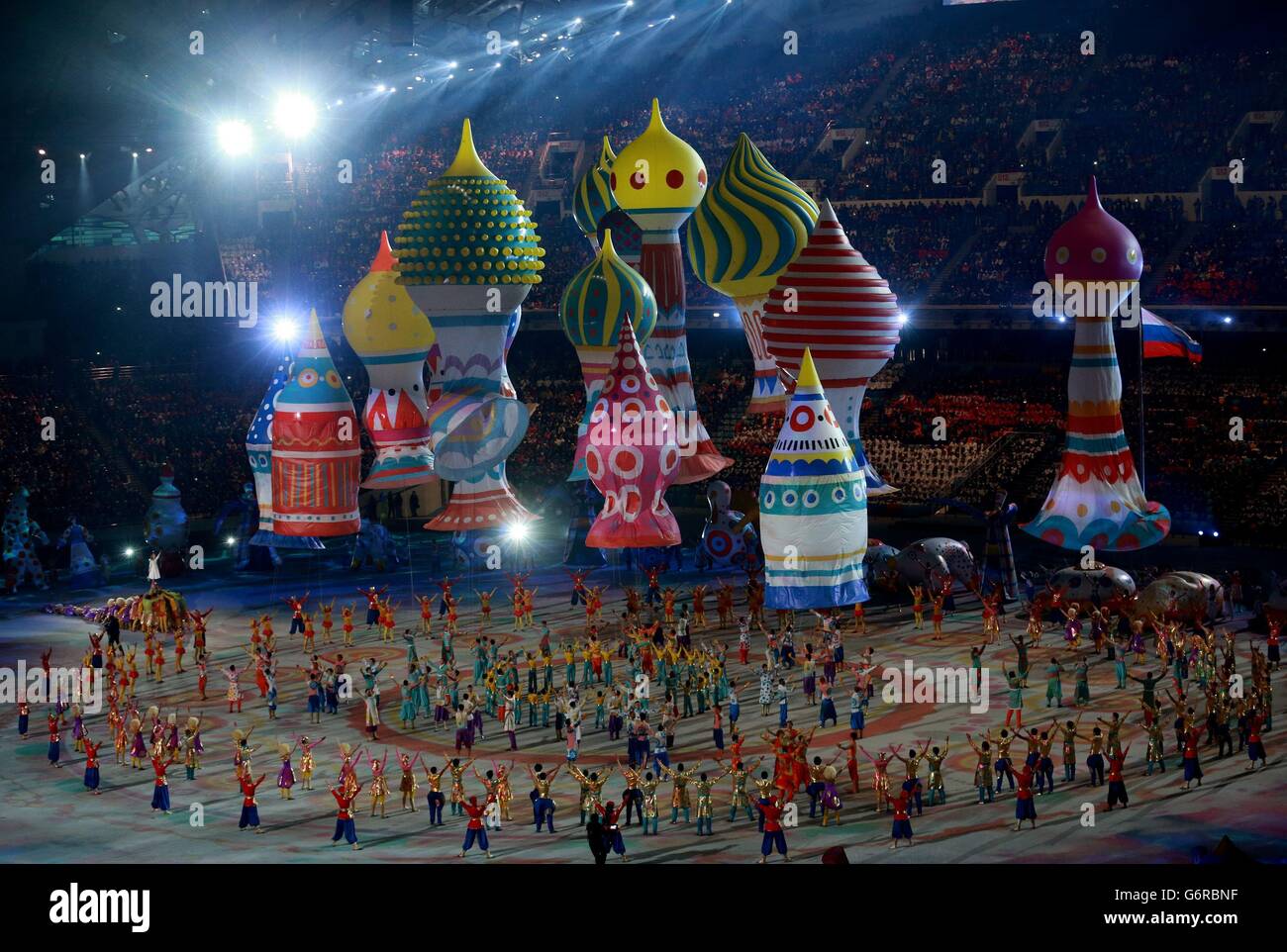 Olympische Winterspiele In Sotschi – Tag 0. Darsteller bei der ...