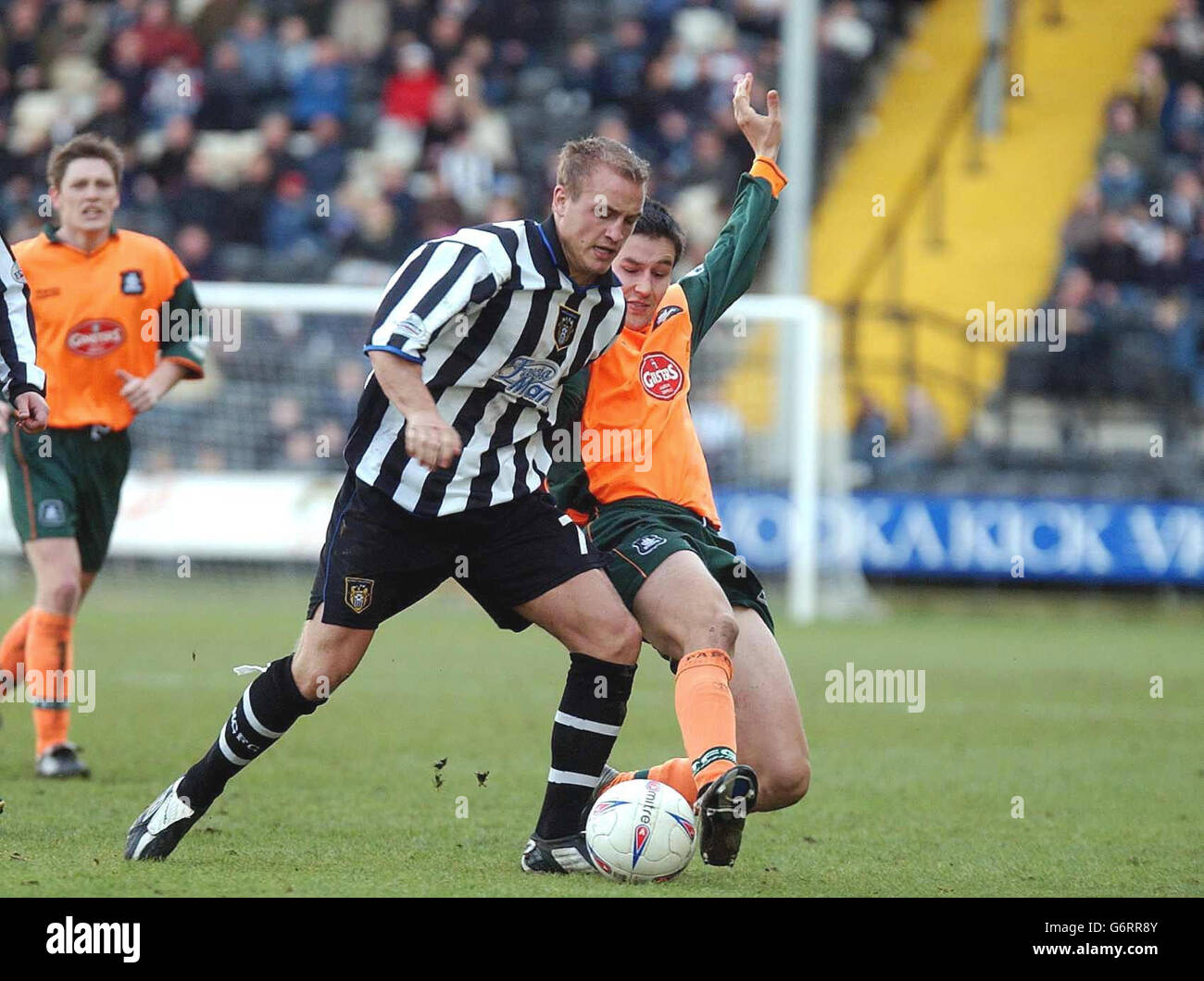 Notts countys david pipe -Fotos und -Bildmaterial in hoher Auflösung ...