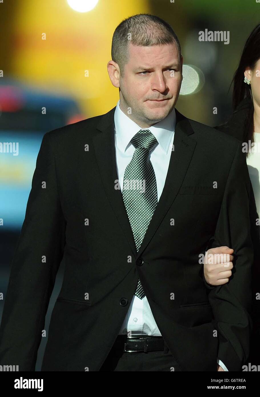 Clive mantel angriff -Fotos und -Bildmaterial in hoher Auflösung – Alamy