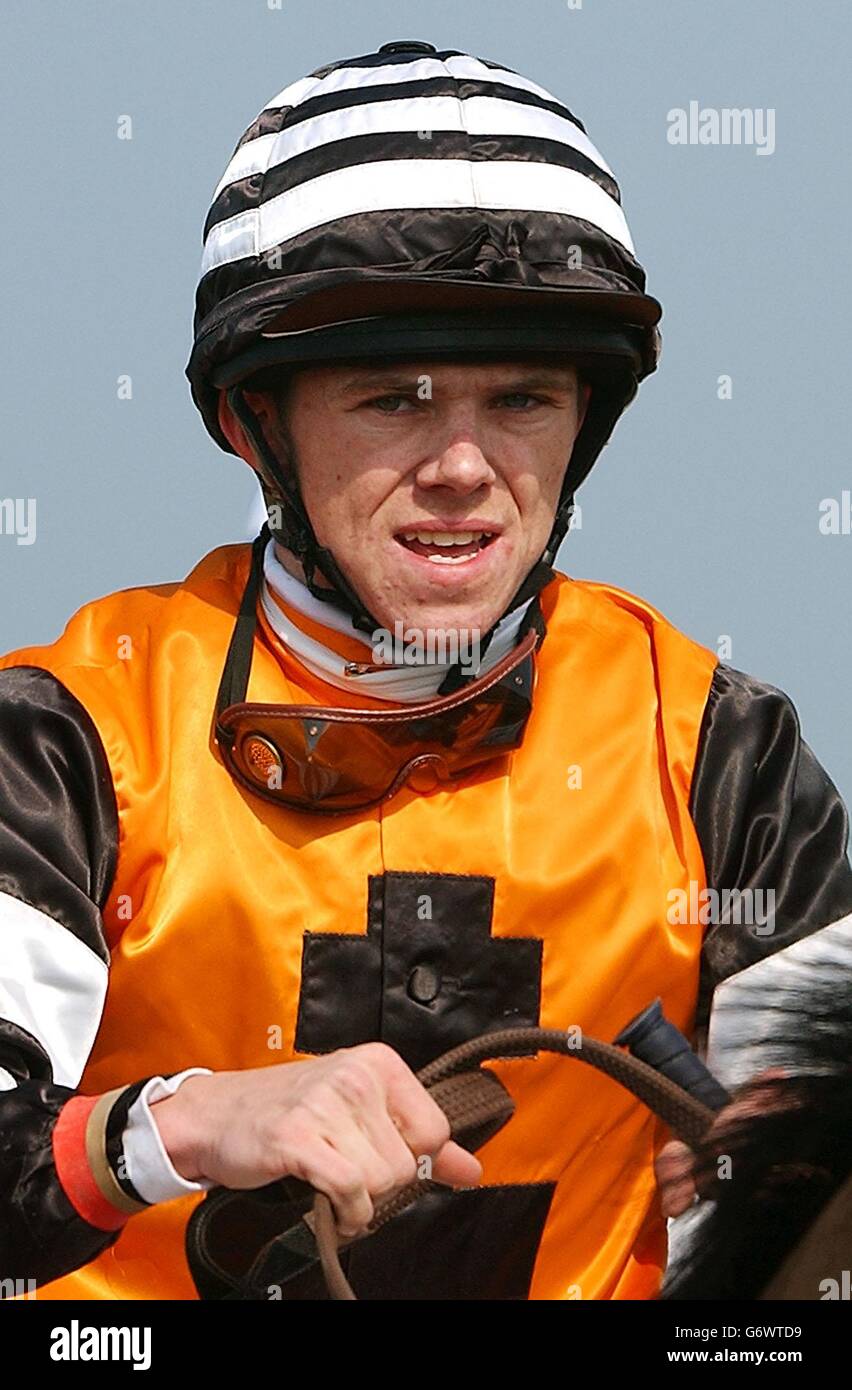 Jockey mark lawson auf der southwell racecourse -Fotos und ...