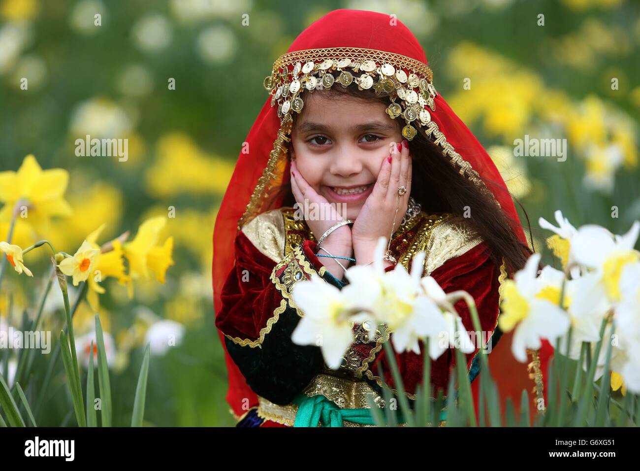 Wafa Nazari, fünf, ursprünglich aus Afghanistan, lebt jetzt in ...