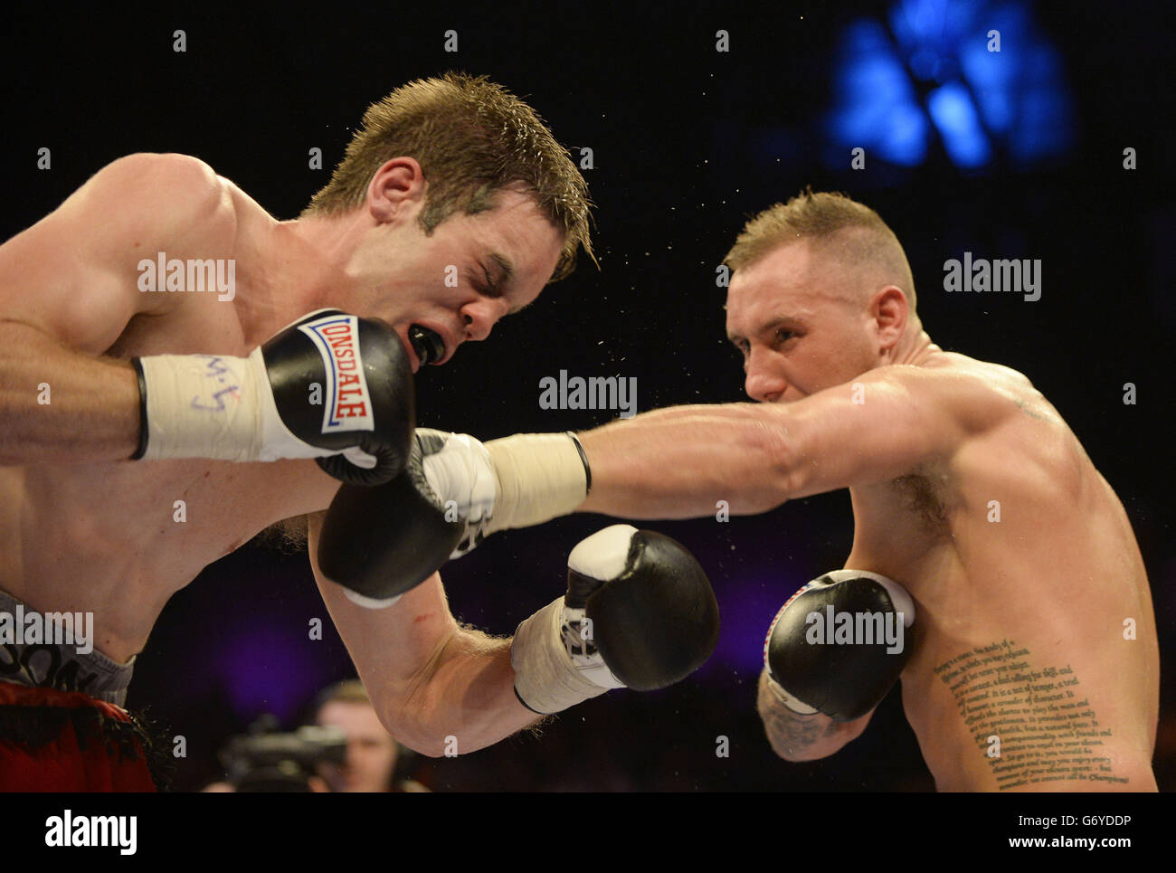 Boxing metro radio arena -Fotos und -Bildmaterial in hoher Auflösung ...