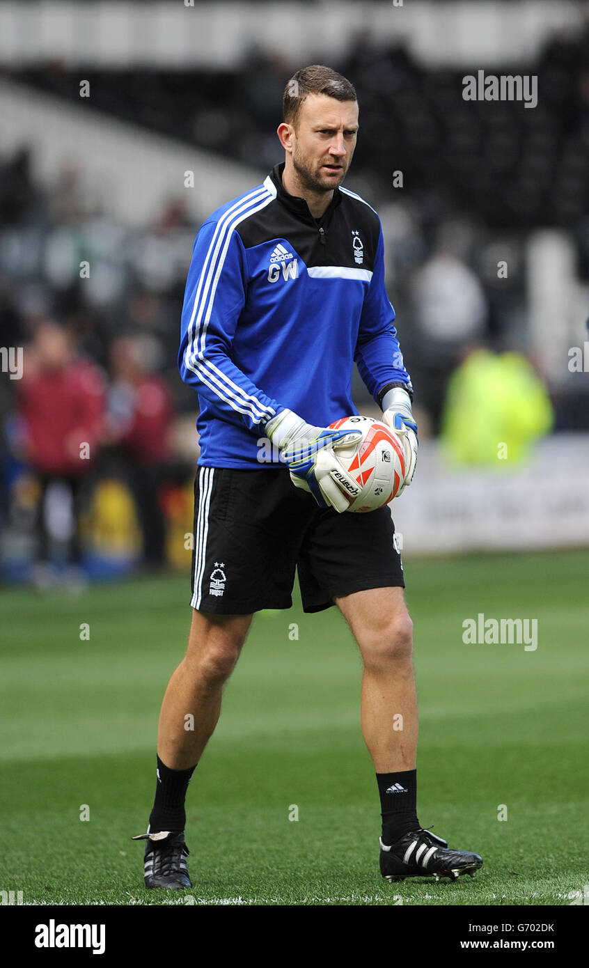 Nottingham forest torwarttrainer gavin ward -Fotos und -Bildmaterial in ...