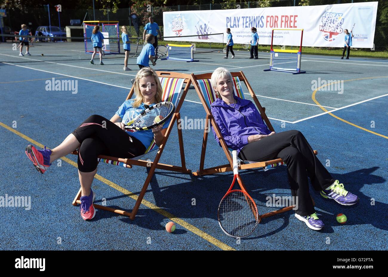 Judy Murray (rechts) und Helen Skelton helfen beim Start des Great ...
