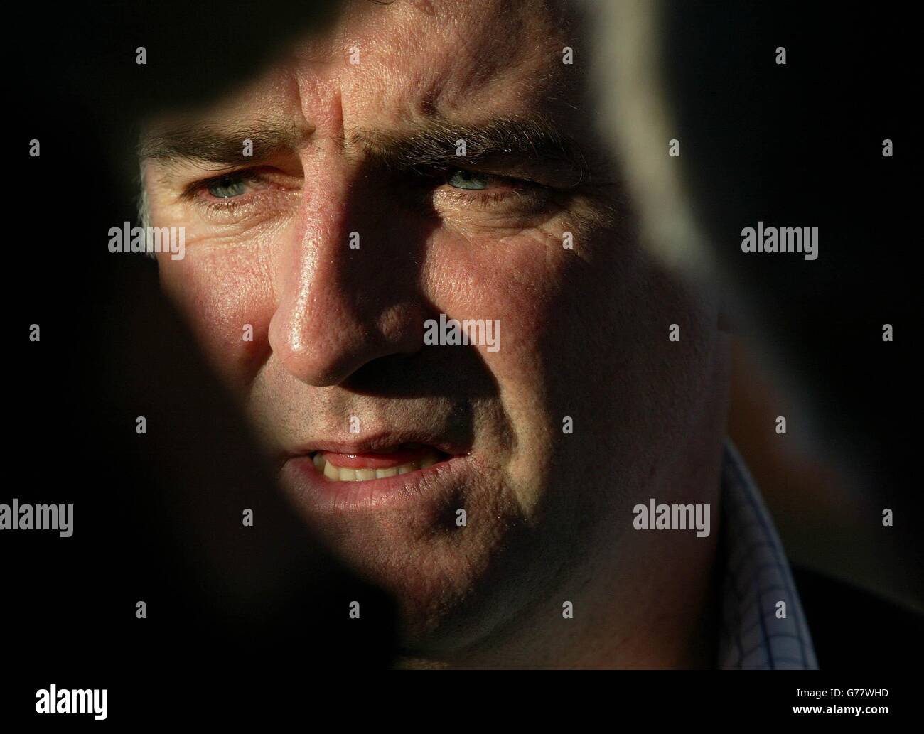 Kevin ratcliffe, manager der shrewsbury towns -Fotos und -Bildmaterial ...