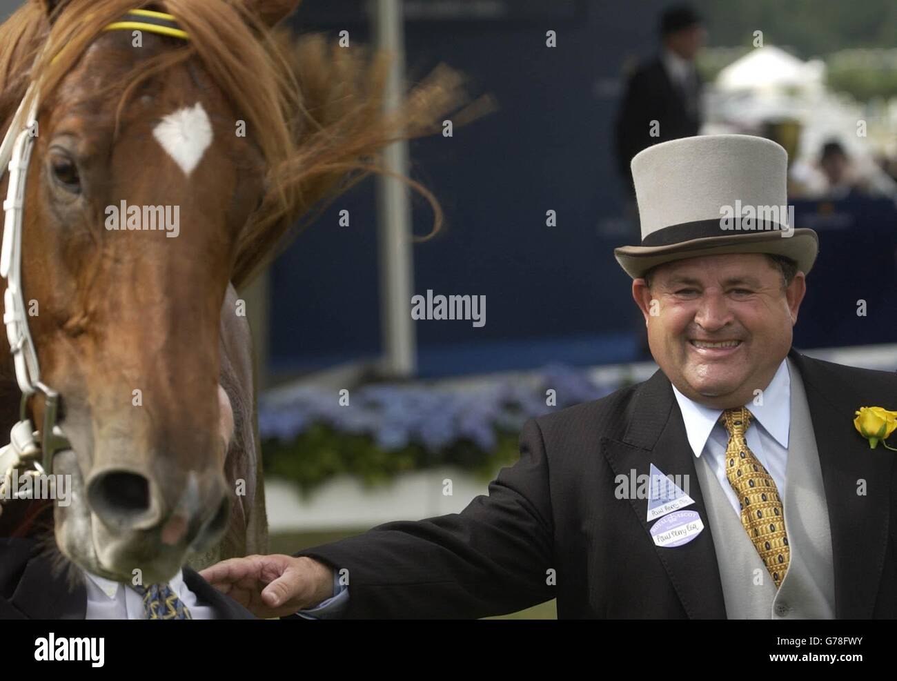 Trainer paul perry mit seinem pferd choisir -Fotos und -Bildmaterial in ...
