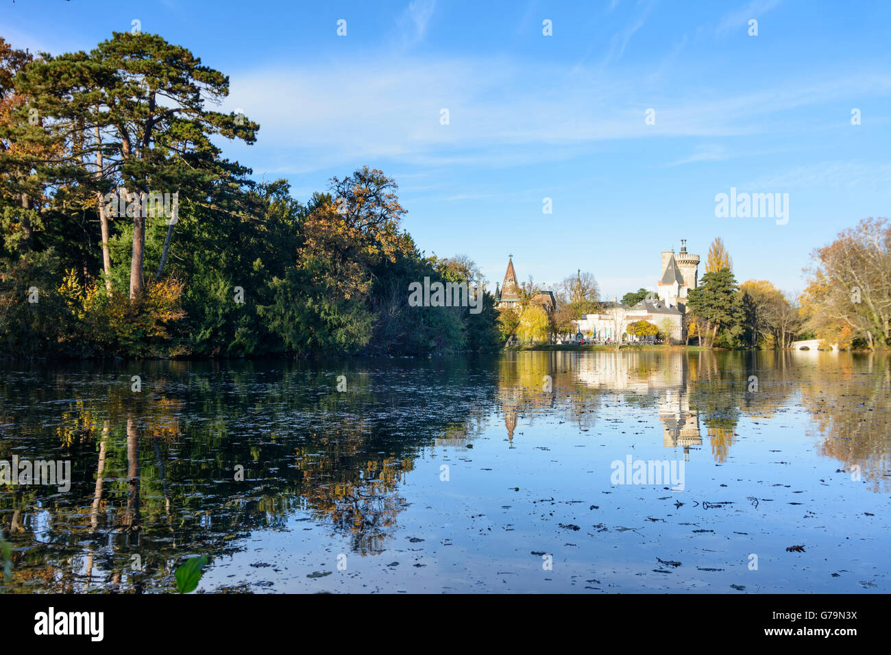 Schloss Franzensburg Im Park Schlosspark Laxenburg Stockfotos und ...