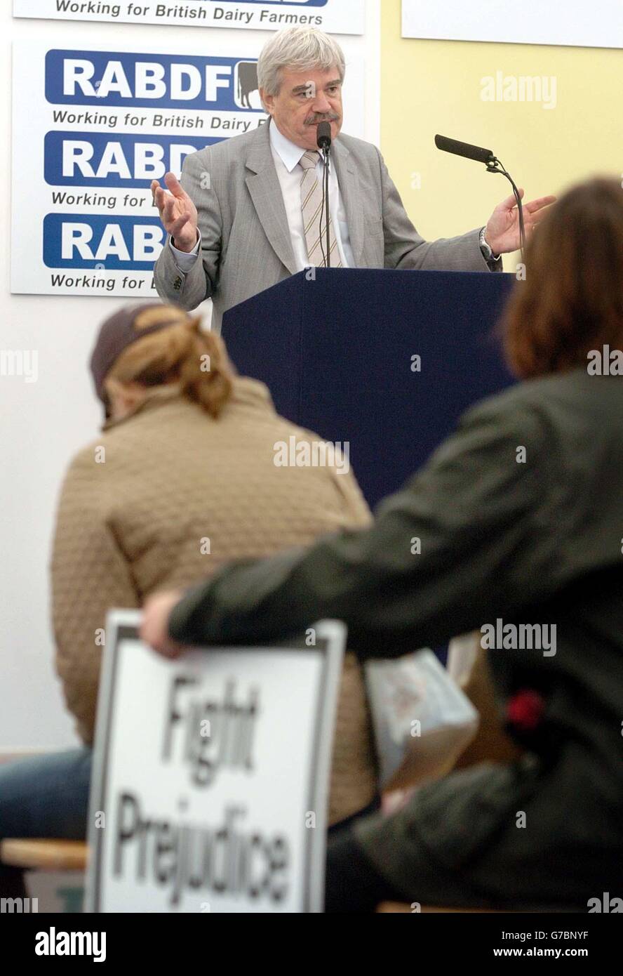 Lord whitty -Fotos und -Bildmaterial in hoher Auflösung – Alamy