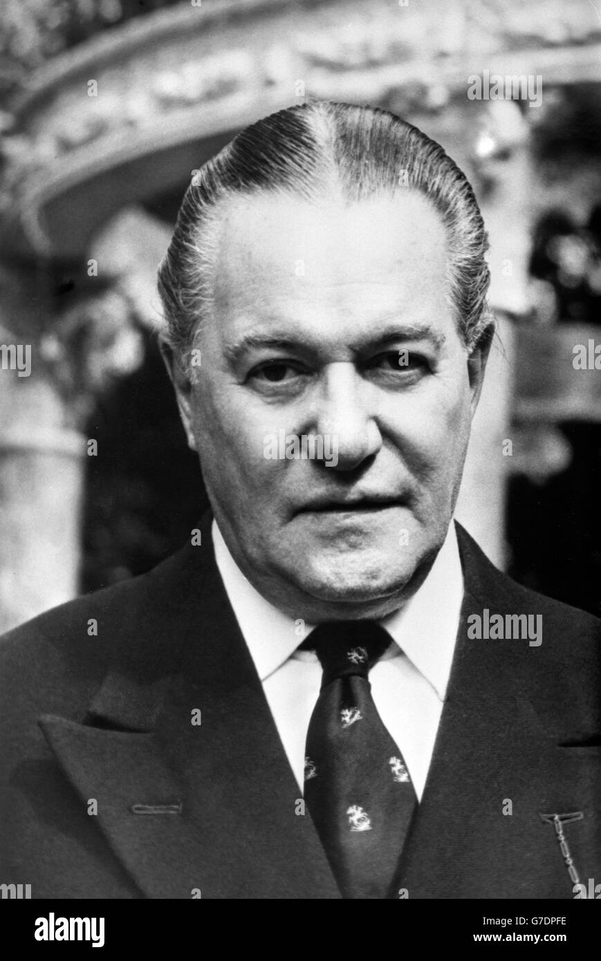 Dennis wheatley -Fotos und -Bildmaterial in hoher Auflösung – Alamy
