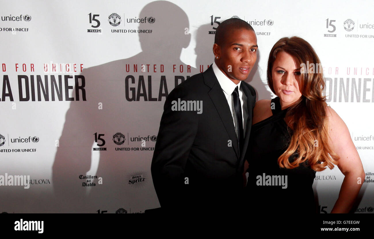 Ashley young and nicky pike -Fotos und -Bildmaterial in hoher Auflösung ...