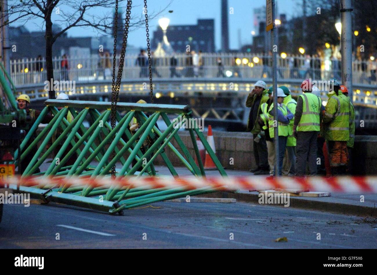 Kran unfall -Fotos und -Bildmaterial in hoher Auflösung – Alamy
