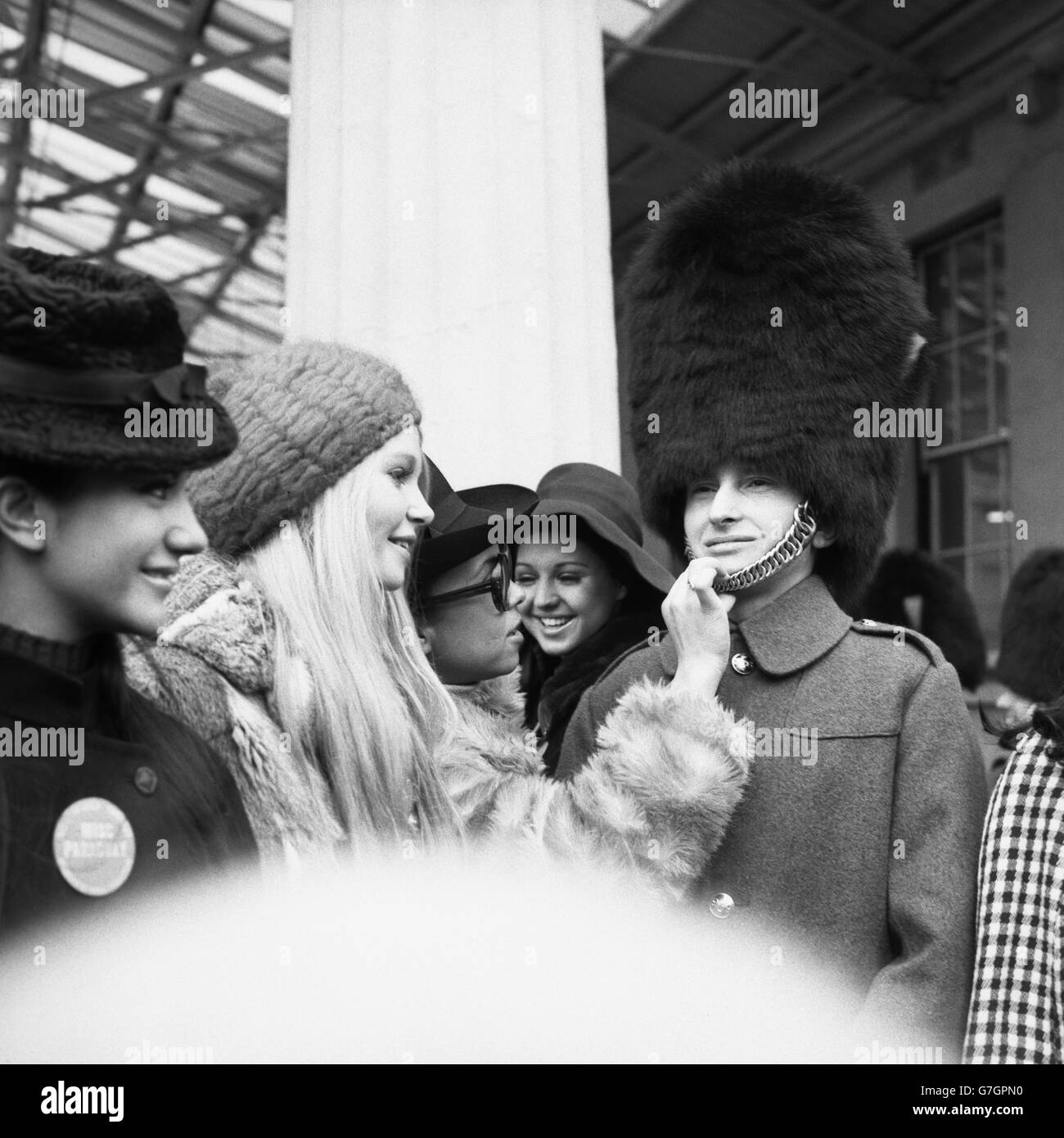 Miss world contest 1969 -Fotos und -Bildmaterial in hoher Auflösung – Alamy