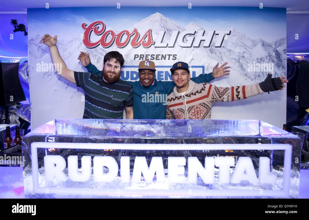 Coors light ice bar -Fotos und -Bildmaterial in hoher Auflösung – Alamy