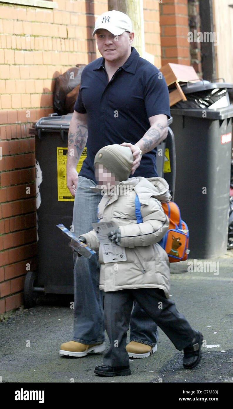 Wife of loyalist paramilitary boss johnny adair -Fotos und ...