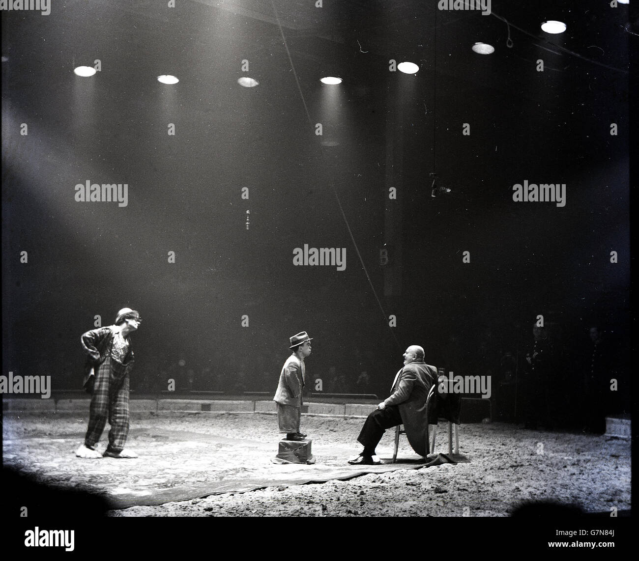 Zirkus der 1950er jahre -Fotos und -Bildmaterial in hoher Auflösung – Alamy