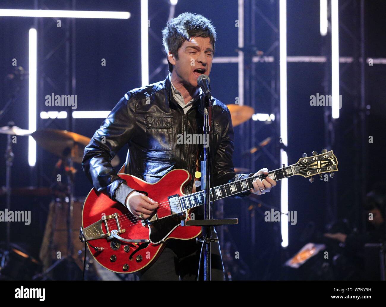 Noel gallagher filmt graham norton show london studios -Fotos und ...
